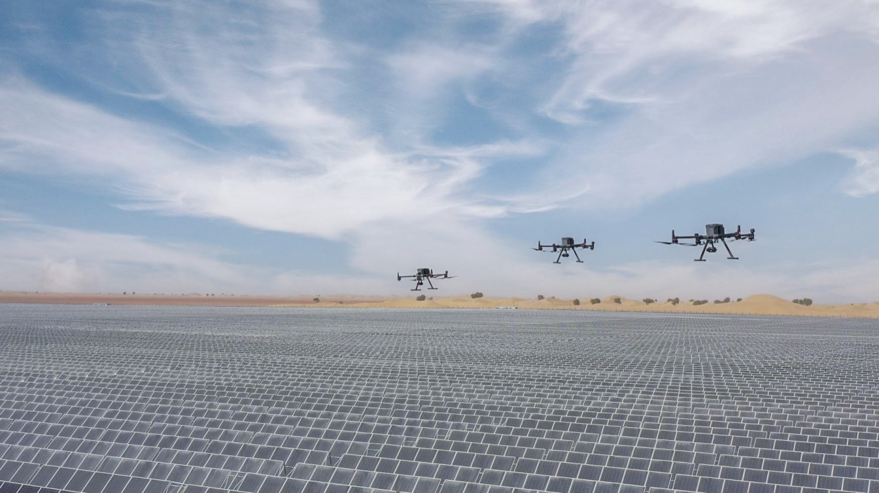 Lowering Maintenance Costs in Solar Farms with Drones and AI Technology ...